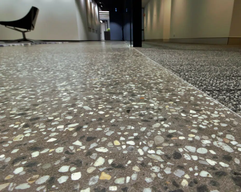 Cementitious floor – Smart Konnect