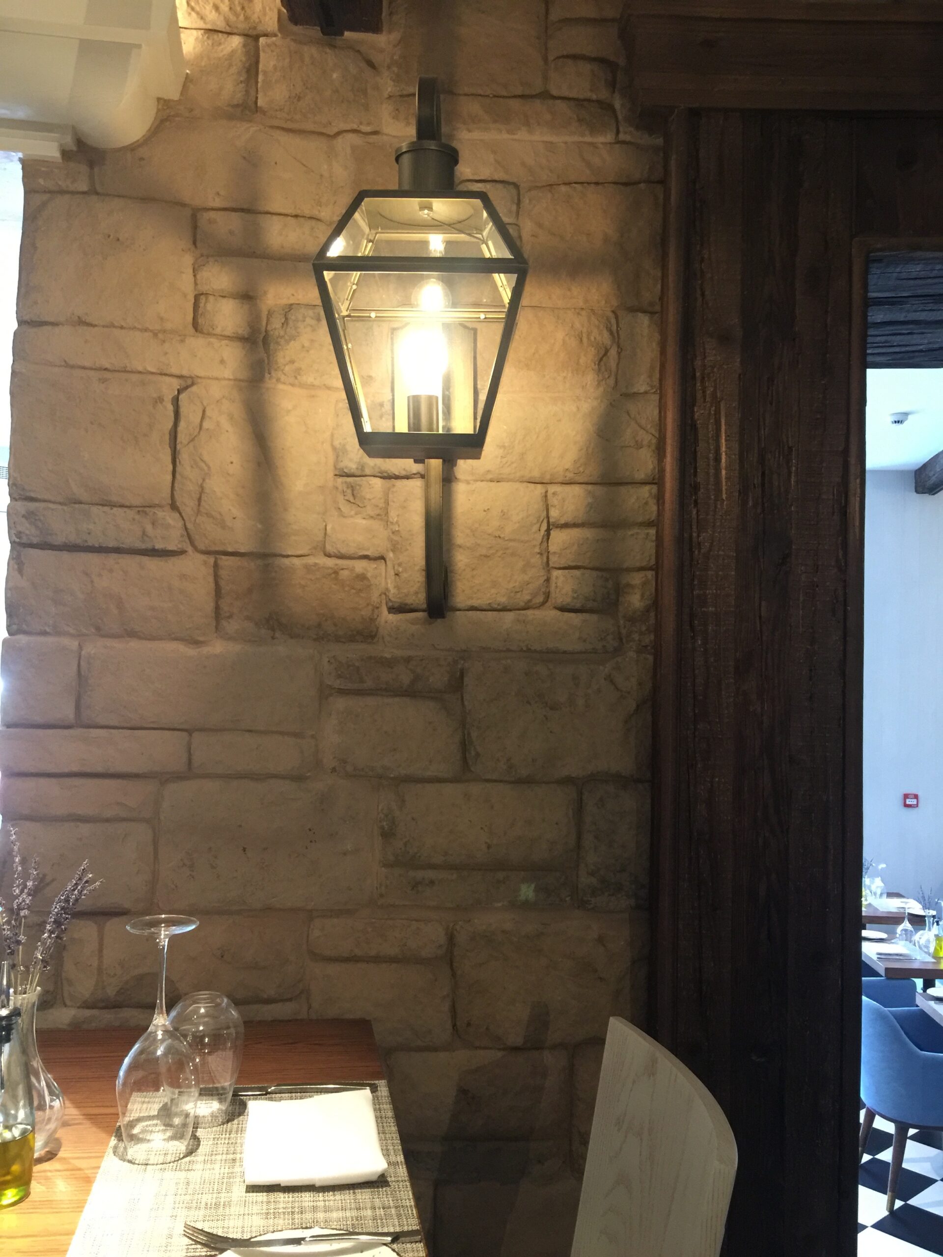 Holiday Inn 4 Restaurants Wall Cladding – Smart Konnect